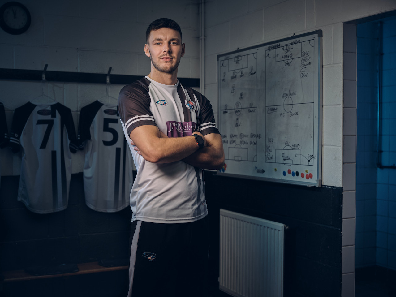 Duncan Elliott: On The Road To Wembley - Lower Block