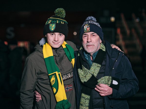 Duncan Elliott: On The Road To Wembley - Lower Block